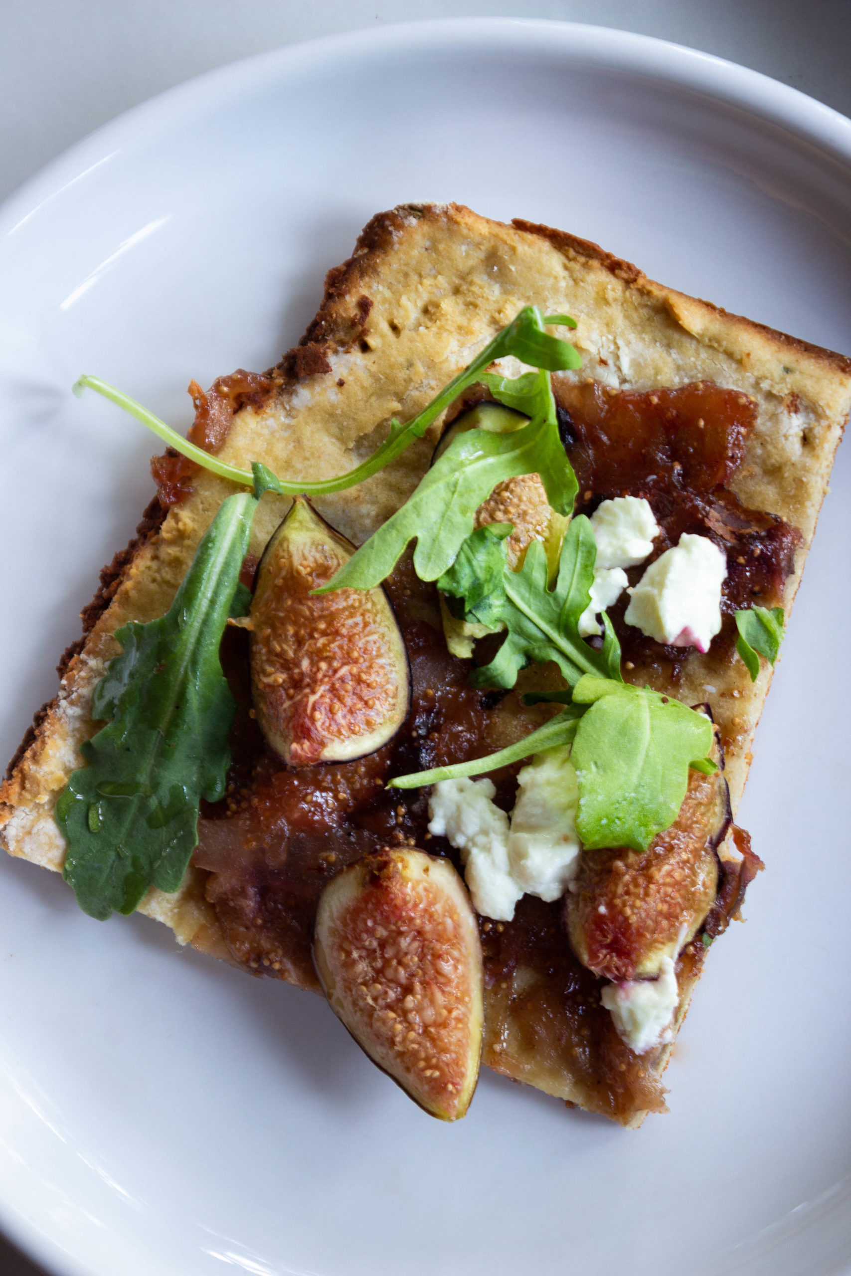 Fig + Caramelized Onion Flatbread {Paleo + Keto} - Well Rooted